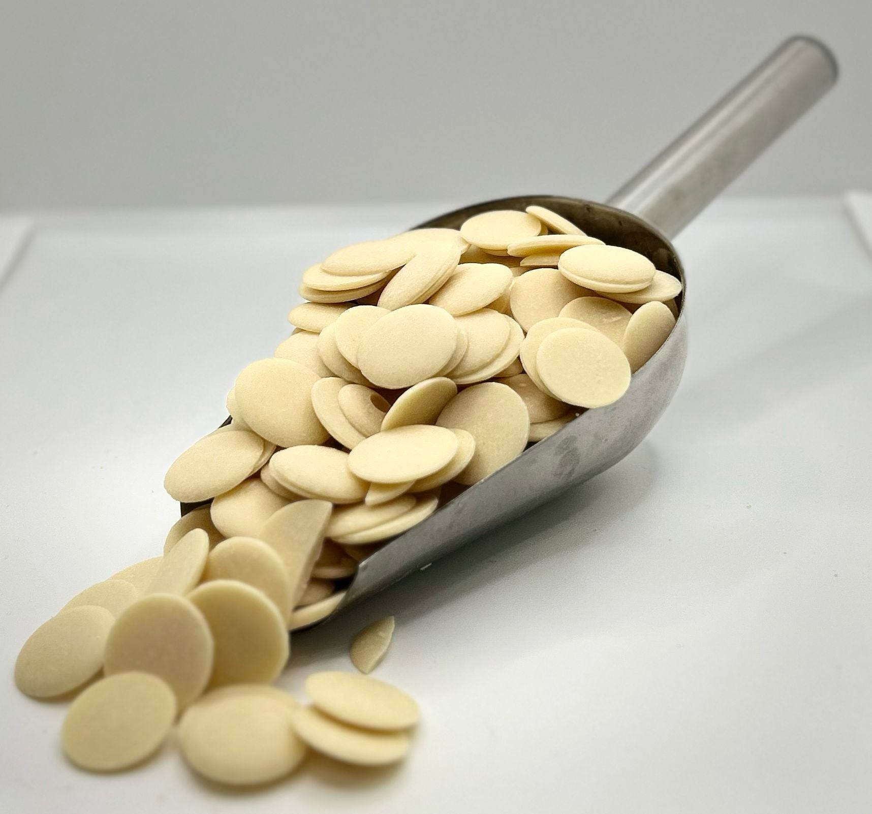 White Chocolate Buttons – Candy Kingdom